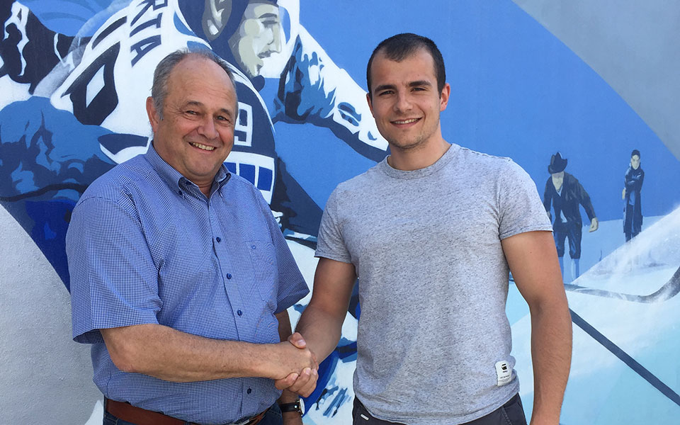 Tom Pauker stürmt für die Blue Devils